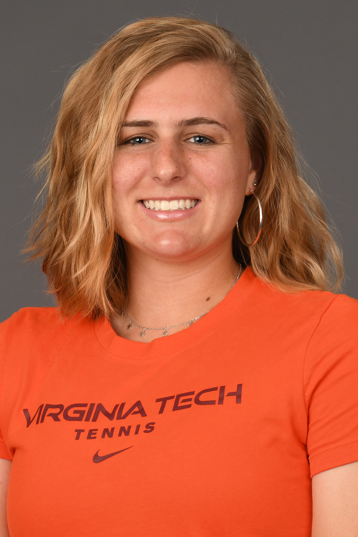 Shene Disbergen - Women's Tennis 2020-21 - Virginia Tech Athletics