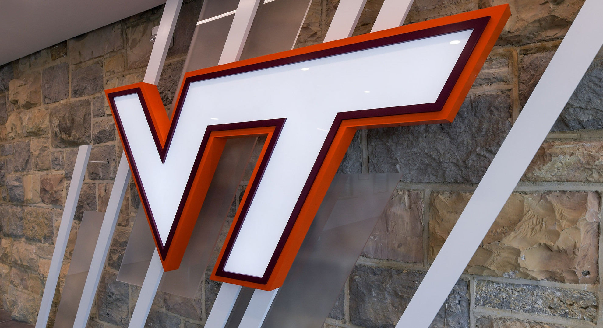 Track and field adds ten to 2026 roster - Virginia Tech Athletics
