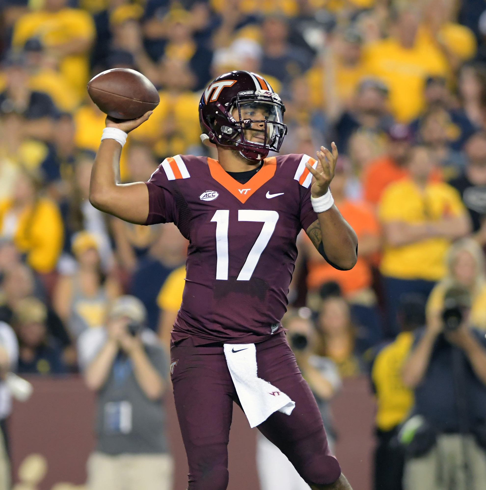 Jackson tabbed to Manning Award Watch List - Virginia Tech Athletics