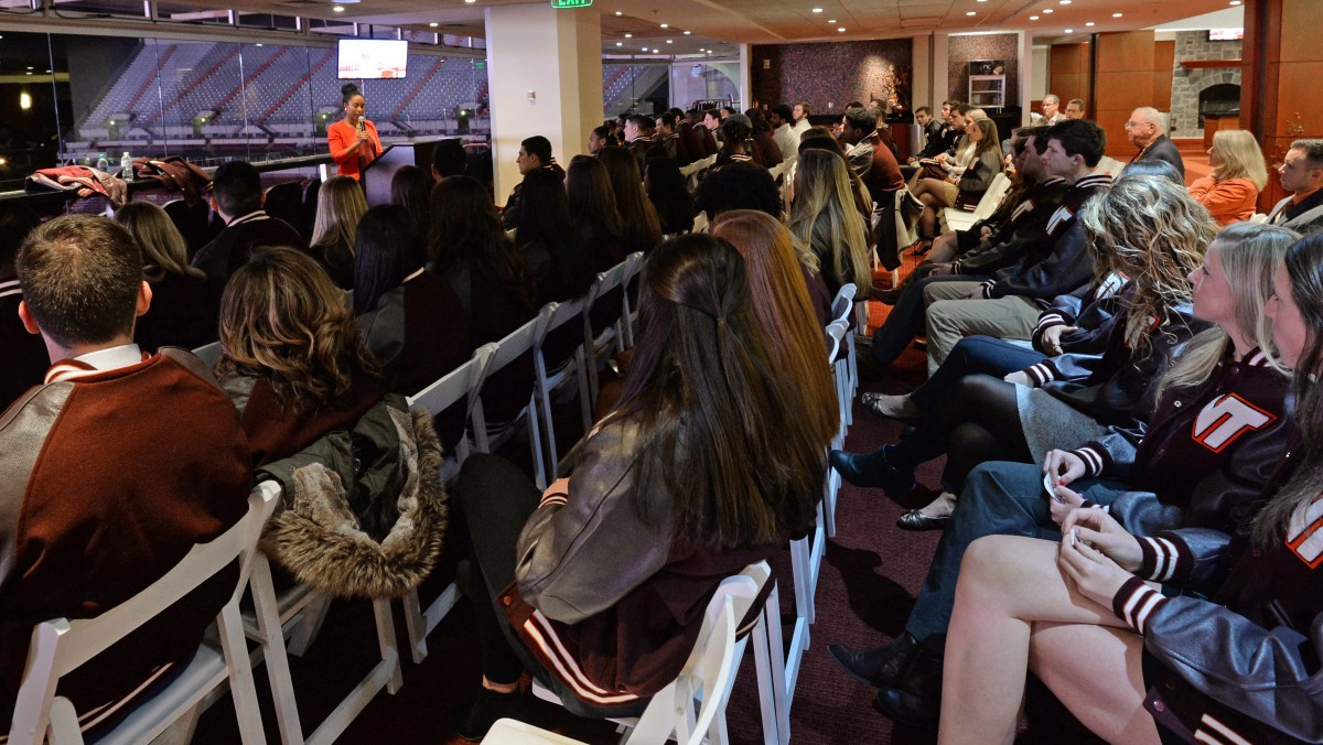 First-time letterwinners honored at latest Letter Jacket Legacy ...