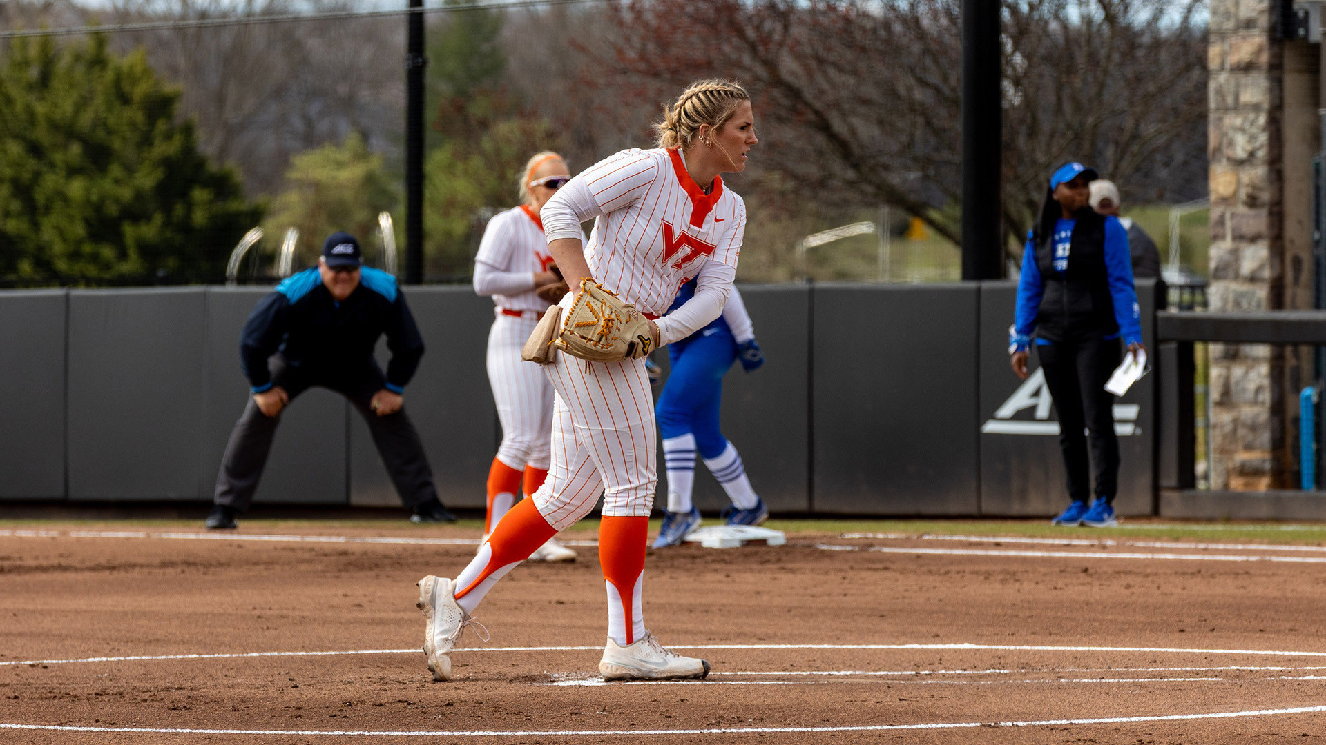 SB: Meet the Newcomers - Lyndsey Grein and Emma Jackson - Virginia Tech ...