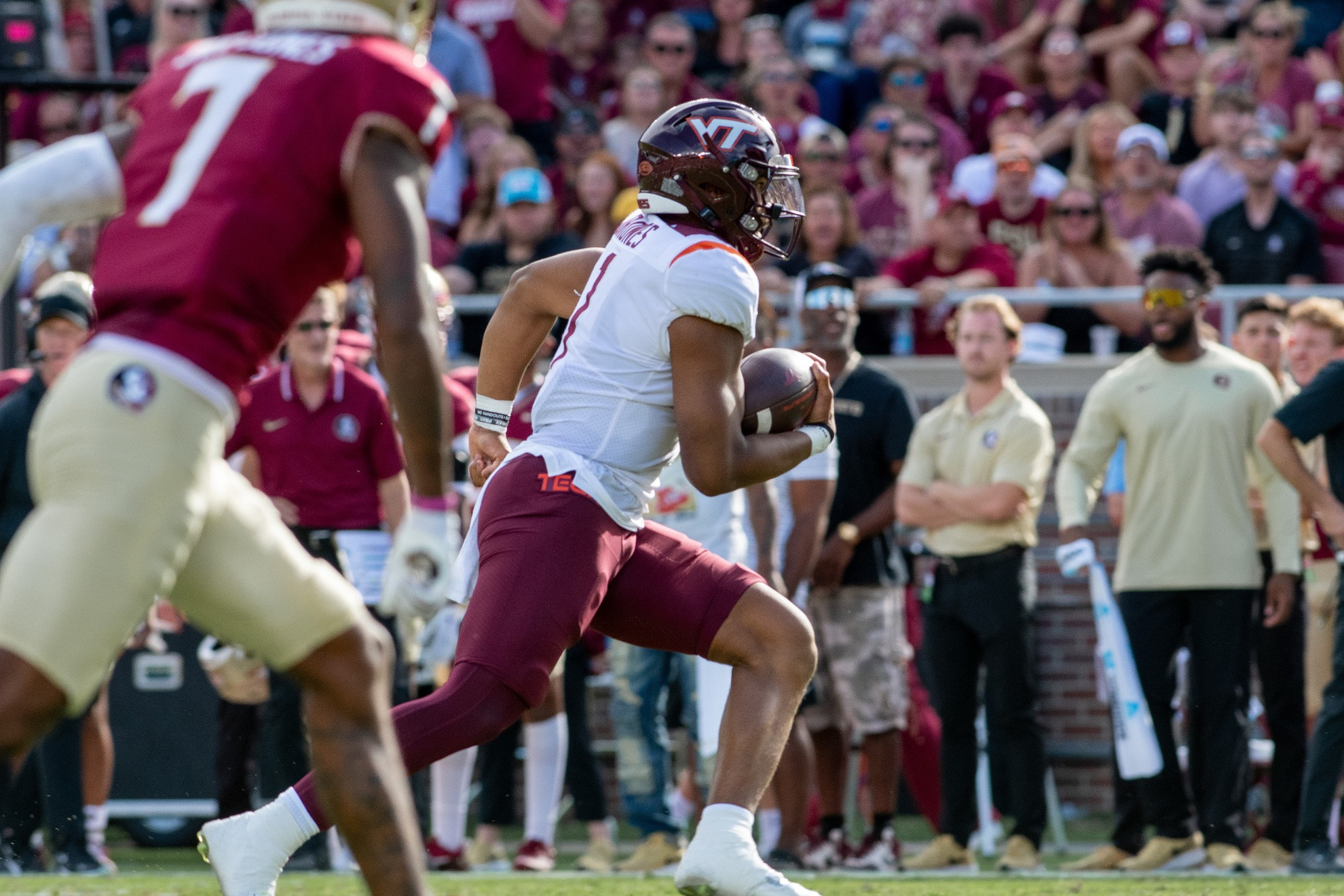 FB: Kyron Drones 40-yd run (at FSU) - Virginia Tech Athletics
