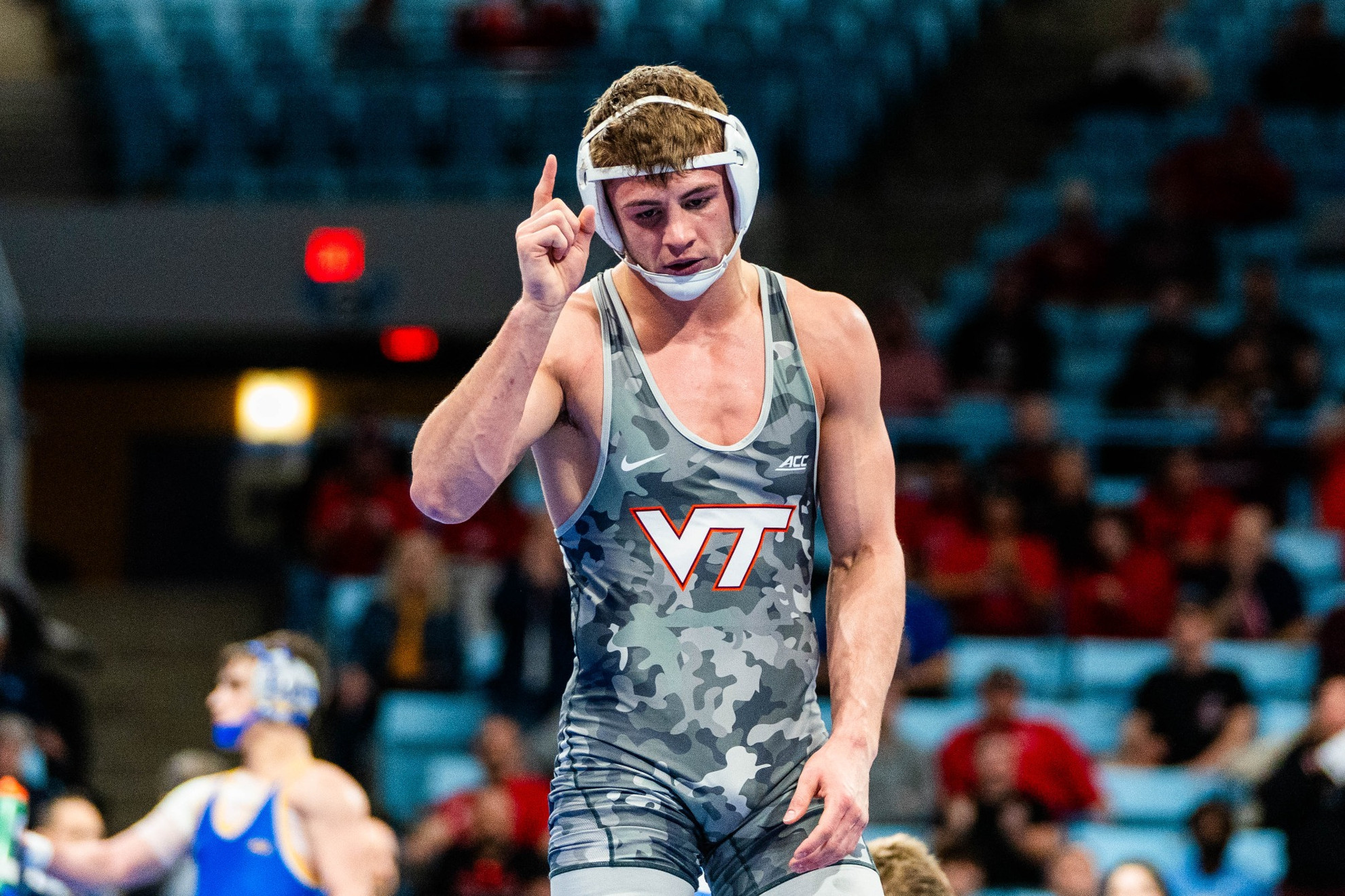 Henson, Andonian secure All-American honors and advance to semifinals ...