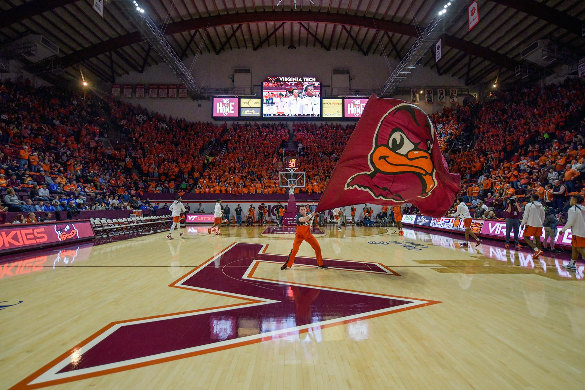 Cassell Coliseum Fan Cutouts now available - Virginia Tech Athletics