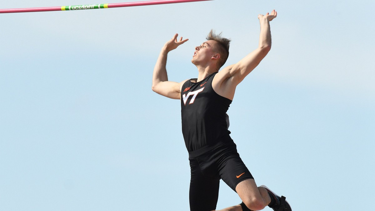 4x800-meter relays, Laidig claim titles at National Relay Championships ...