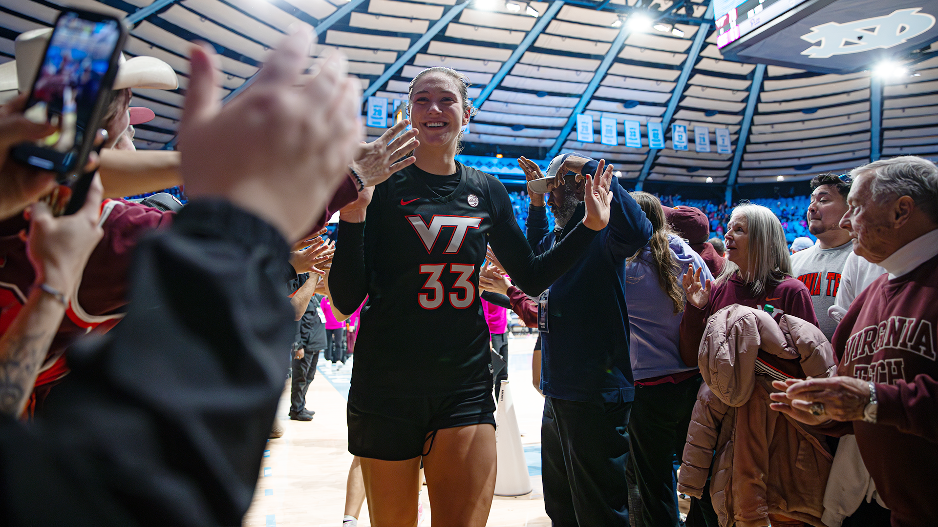 Elizabeth Kitley a semifinalist for the Naismith Defensive Player of ...