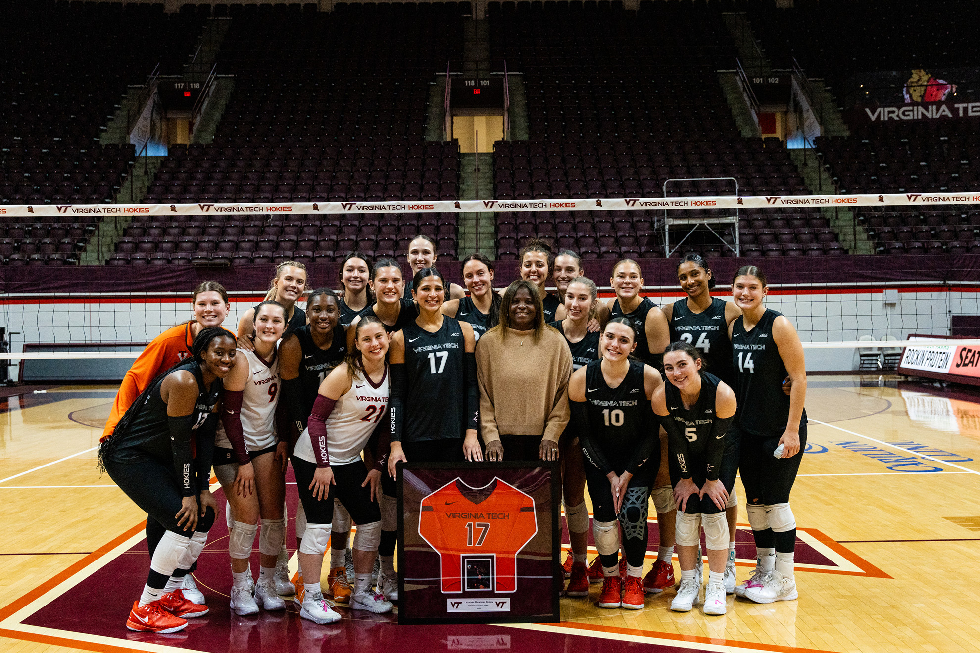 Virginia Tech volleyball celebrates Senior Day vs. No. 3 Louisville ...