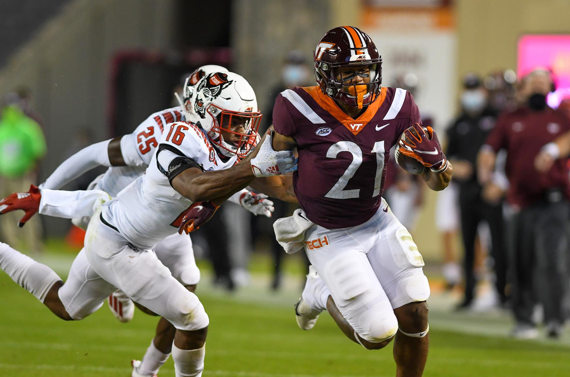 Tech takes to the road for afternoon tilt at Duke - Virginia Tech Athletics