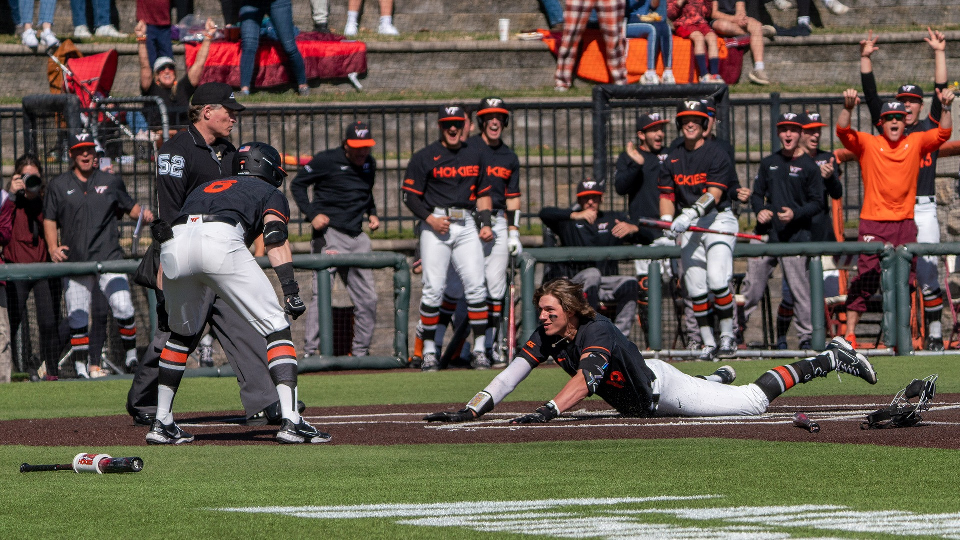 BSB: Brody Donay legs out inside-the-park home run against Bryant ...